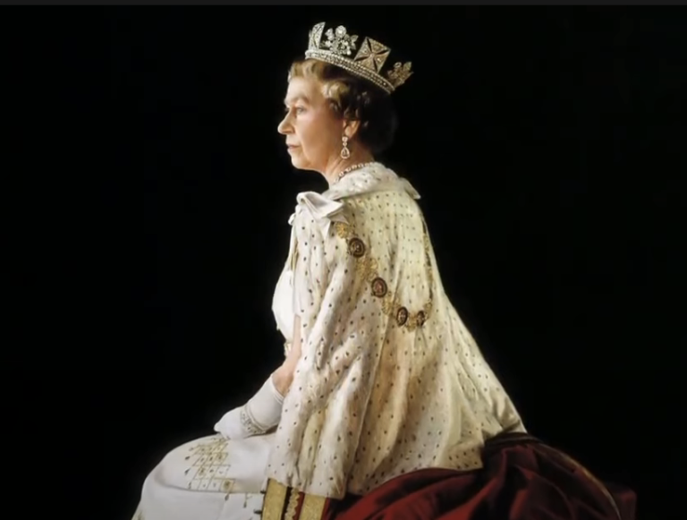 La reine Elizabeth II d’Angleterre s’éteint paisiblement à l’âge de 96 ...